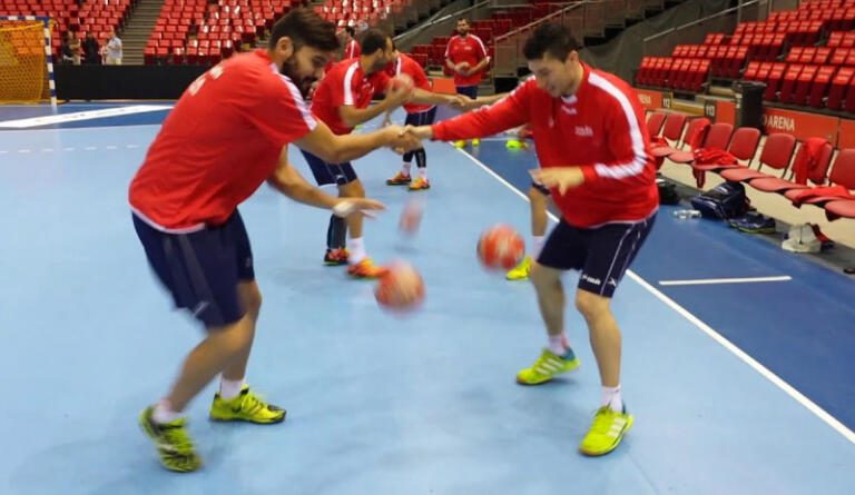6 Mejores ejercicios de calentamiento para handball | 2025